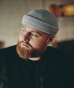Tom Walker Interview | I Am Album & Leave A Light On